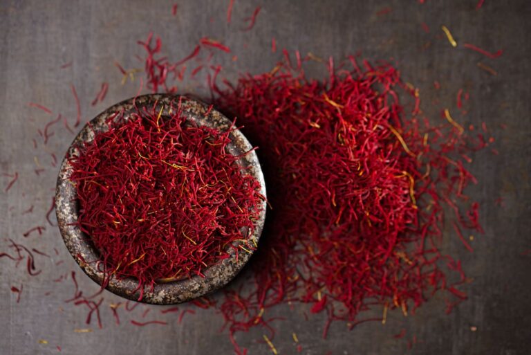 A Guide to Different Types of Saffron - AROCCO SAFFRON & NUTS